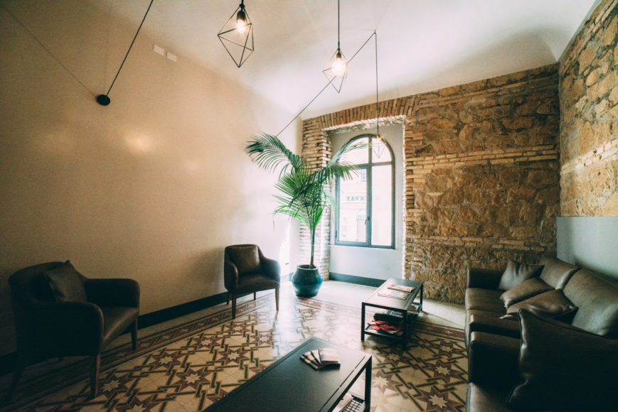 Welcome to Yellow Rome, the greatest party hostel on earth ...